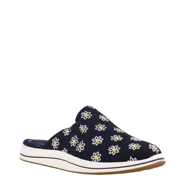 Clarks at Kunitz Shoes - Edmonton Family Shoe Store
